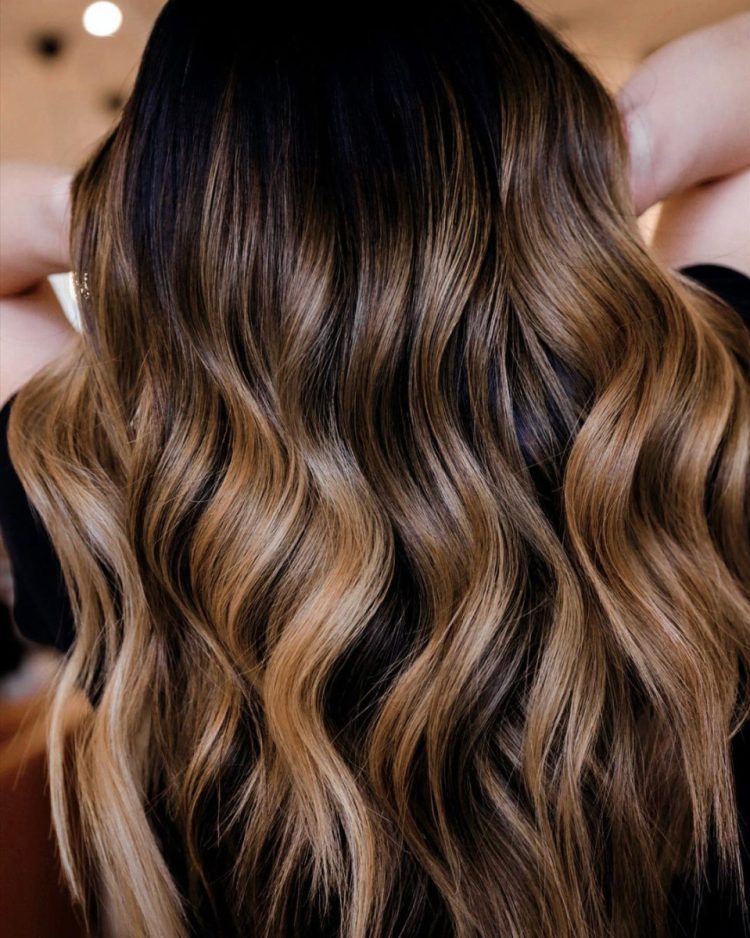 7 formas de llevar babylights si tienes el cabello largo - Mujer ...